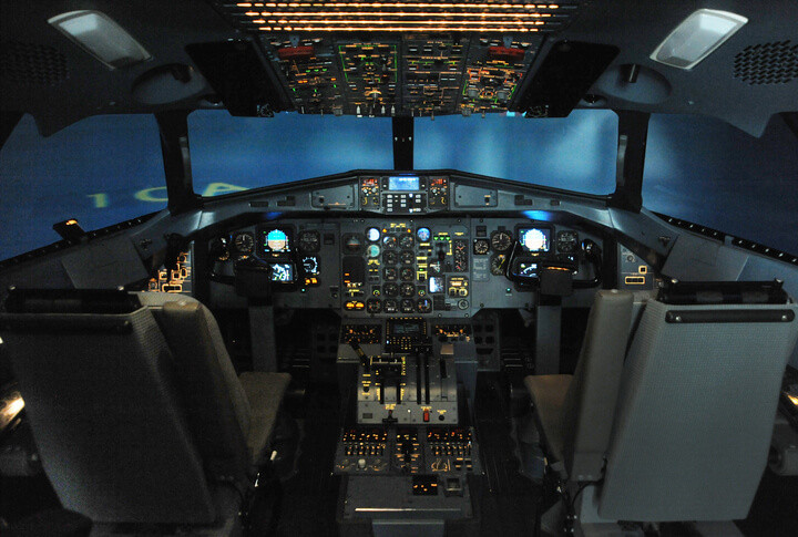 Pilot Training: Using Your iPad in the Dark | CTS Blog