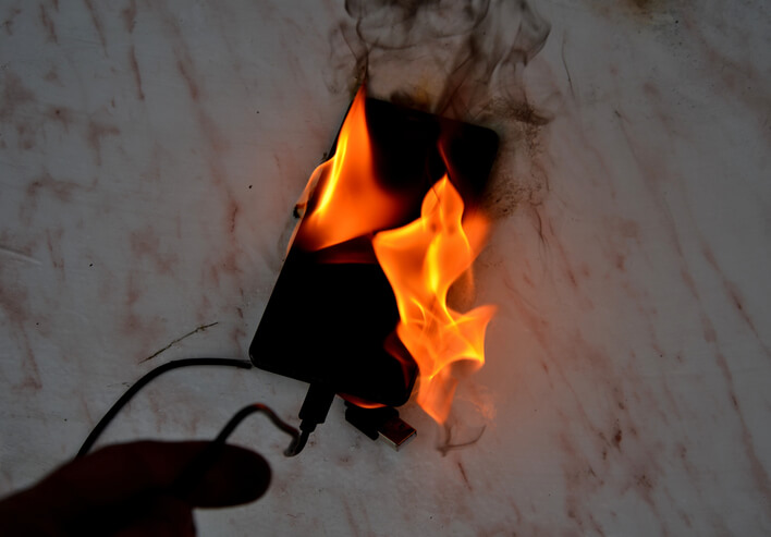 Electronic Flight Bag (EFB) Thermal Runaway | CTS Blog